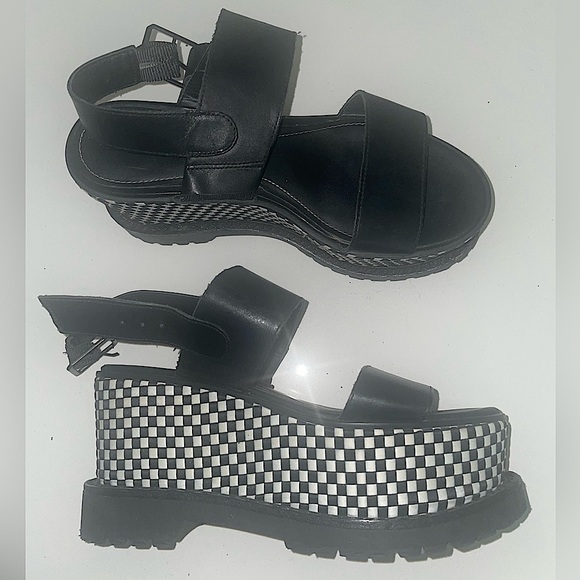 Kendall & Kylie | Shoes | Kendall And Kylie Black Checkered Platforms ...